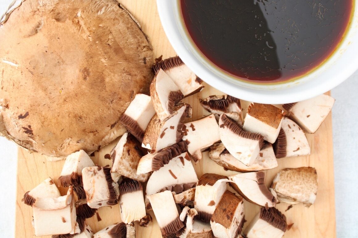 Vegan Portobello Poke bowl - Plant Based Jess
