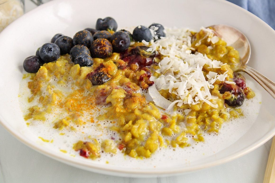 Easy Turmeric Oatmeal (Golden Milk Oatmeal Recipe) - Plant Based Jess