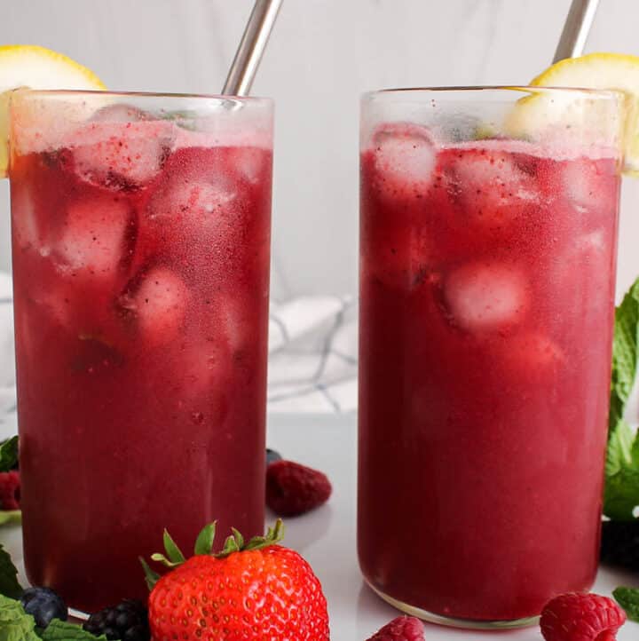Healthy Mixed Berry Tonic - Plant Based Jess