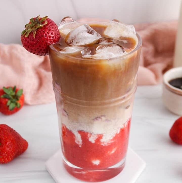 Iced Strawberry Latte (Strawberry Coffee) - Plant Based Jess