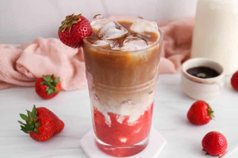 Iced Strawberry Latte (Strawberry Coffee) - Plant Based Jess